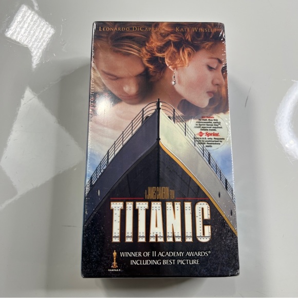Paramount | Car Audio, Video & GPS | 997 Paramount Titanic Vhs Tape Box ...